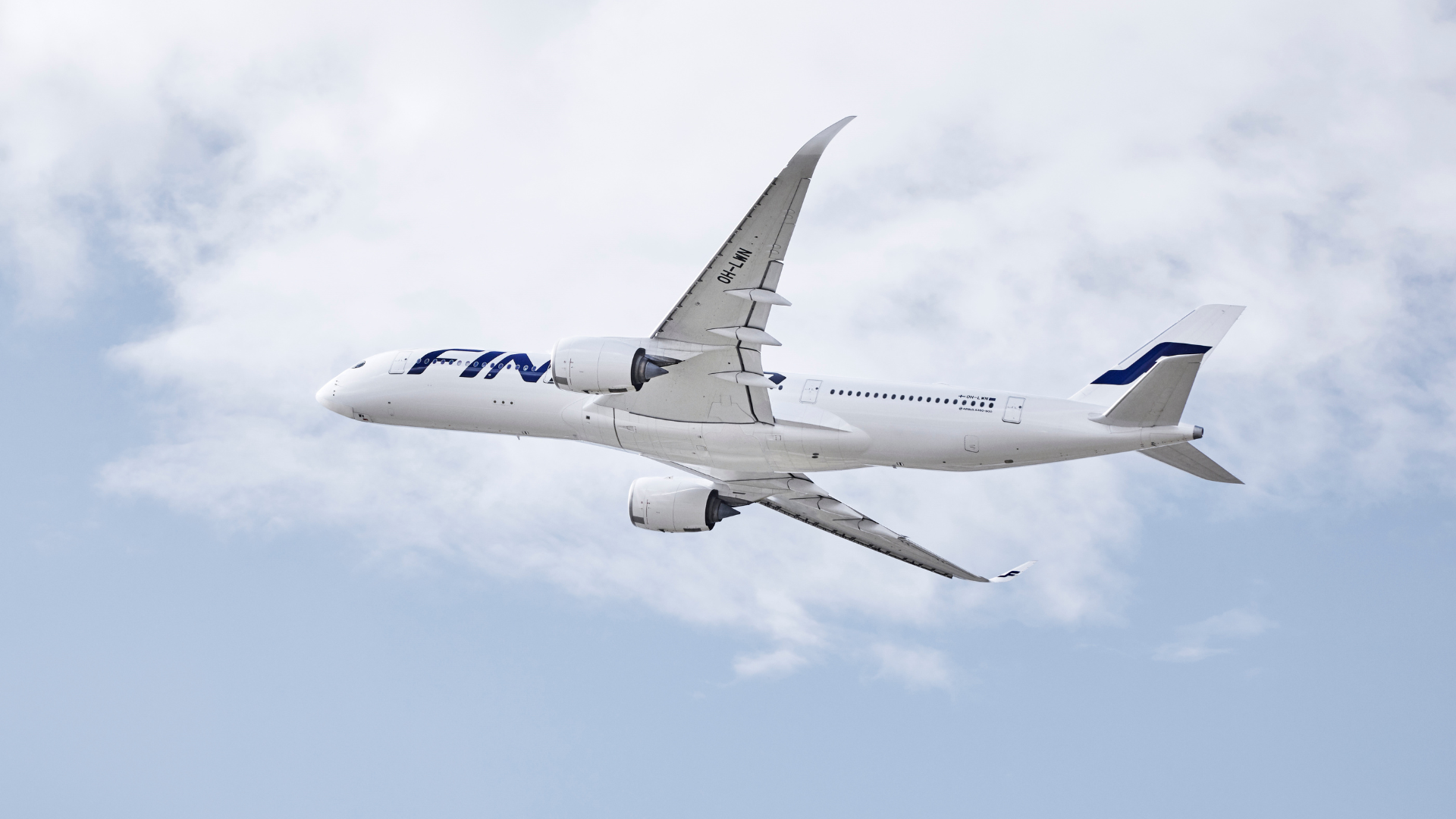 NAVBLUE produces high quality FMS data for Finnair